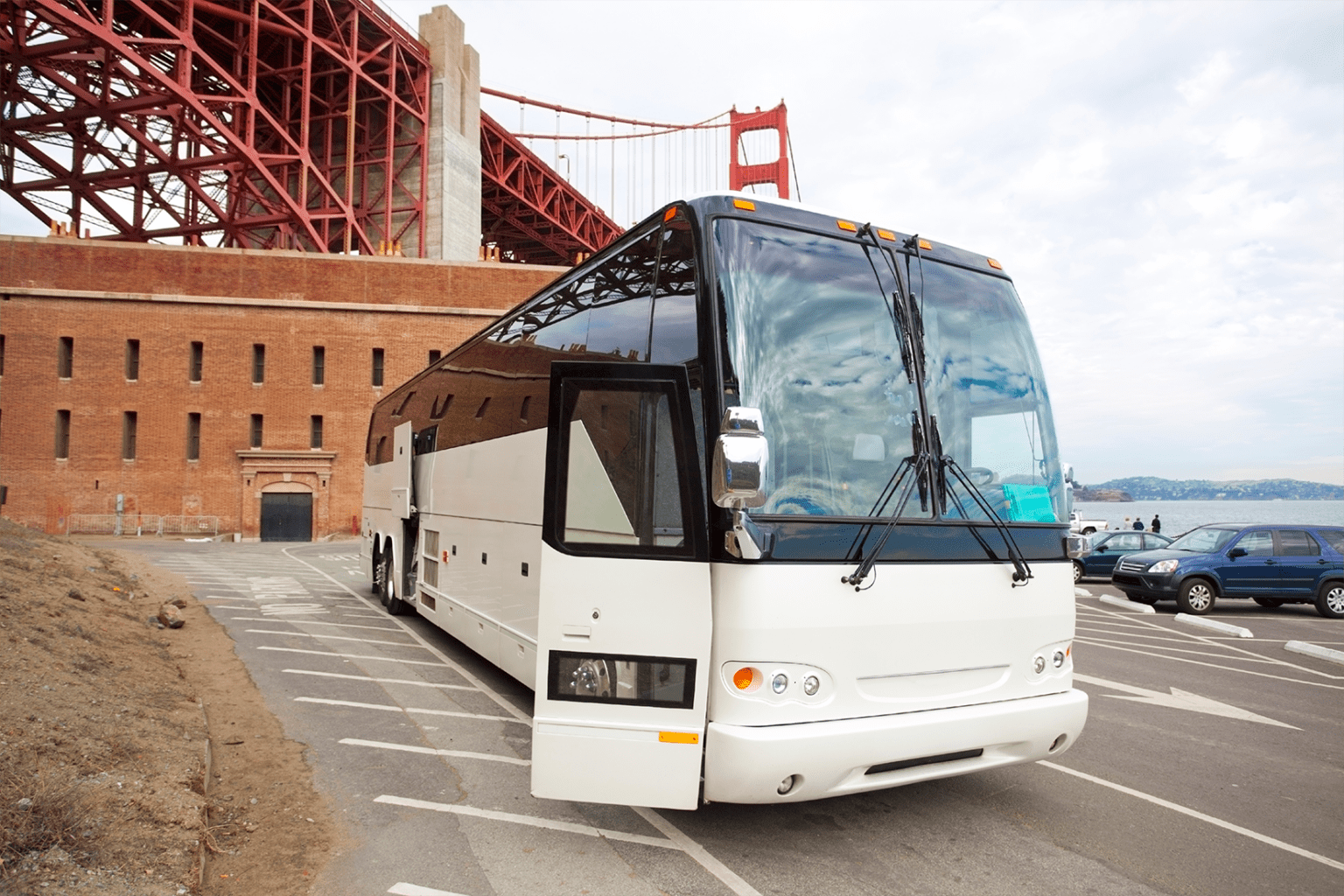 Rent Coach Buses: Best Motor Coach Pricing + Vetted Drivers